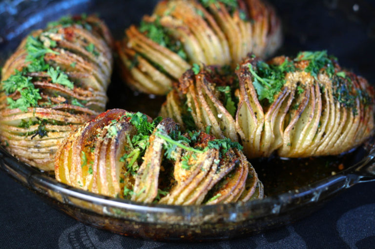 Hasselback Potatoes - Koko's Kitchen